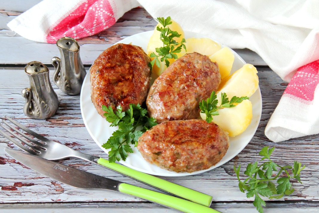 Bulgariški kotletai - Receptas su nuotraukomis
