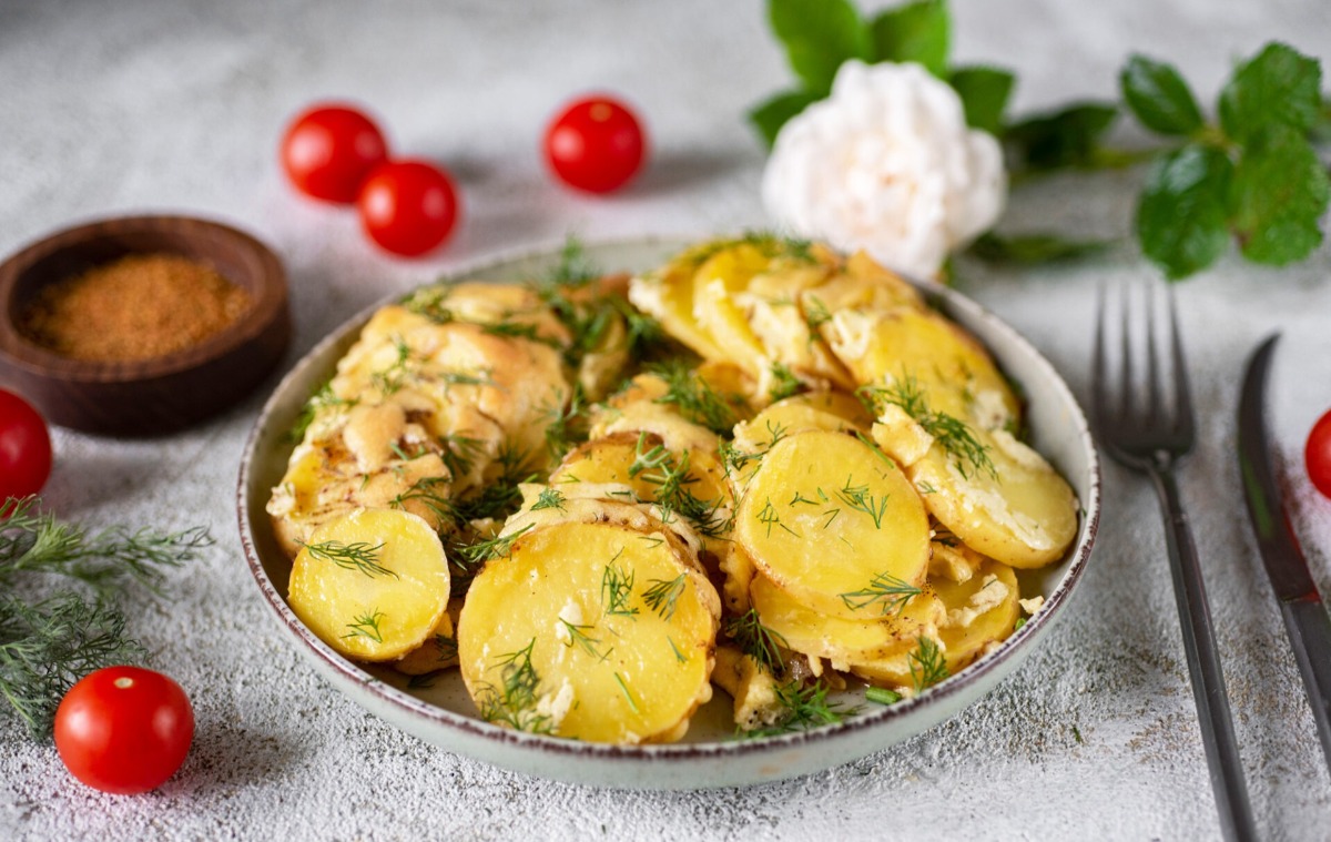 Bulvės orkaitėje su majonezu - Receptas su nuotraukomis