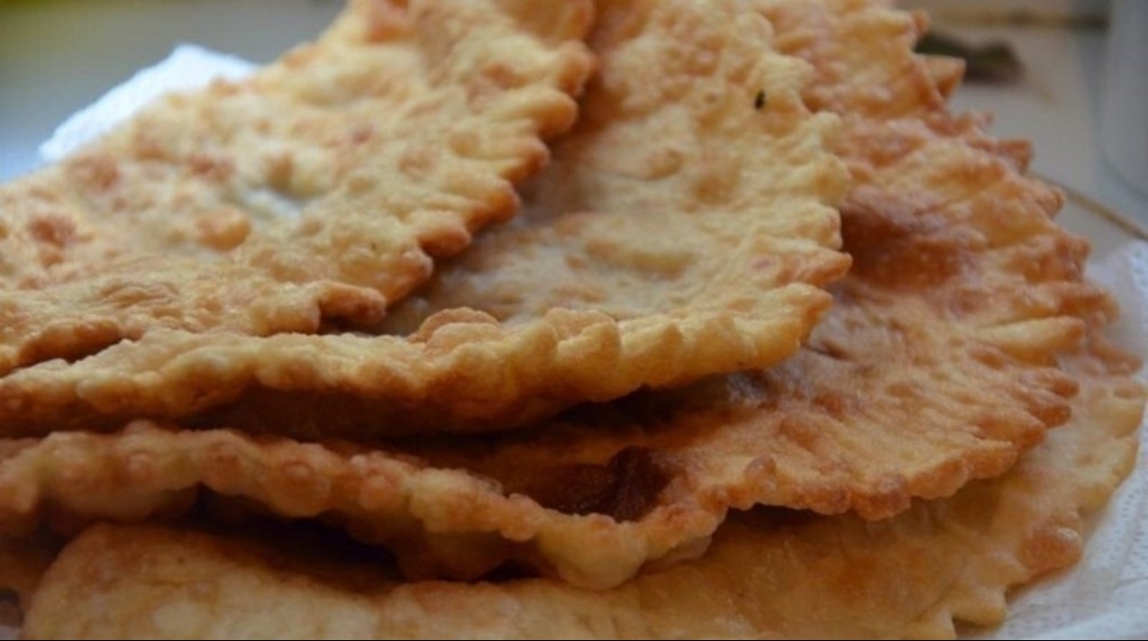 Čeburekai su alumi - Receptas su nuotraukomis