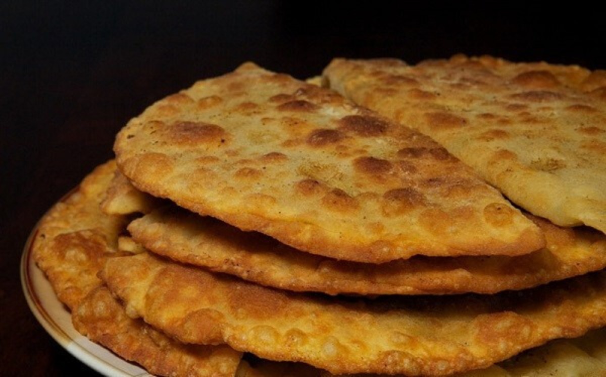 Čeburekai su degtine - Receptas su nuotraukomis