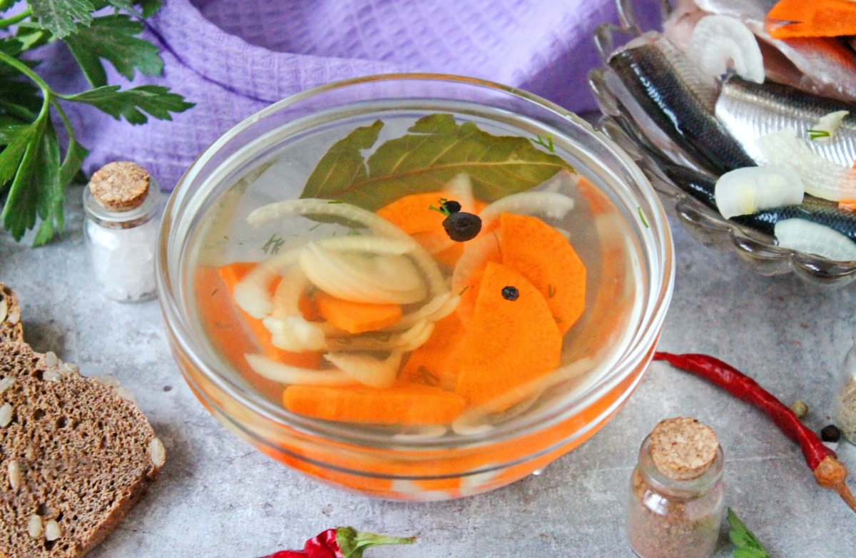 Karštas marinatas žuviai - Receptas su nuotraukomis