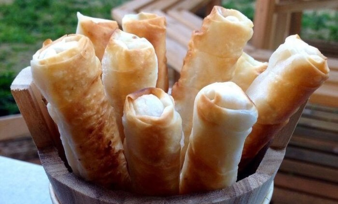 Lavašo cigarai - Receptas su nuotraukomis