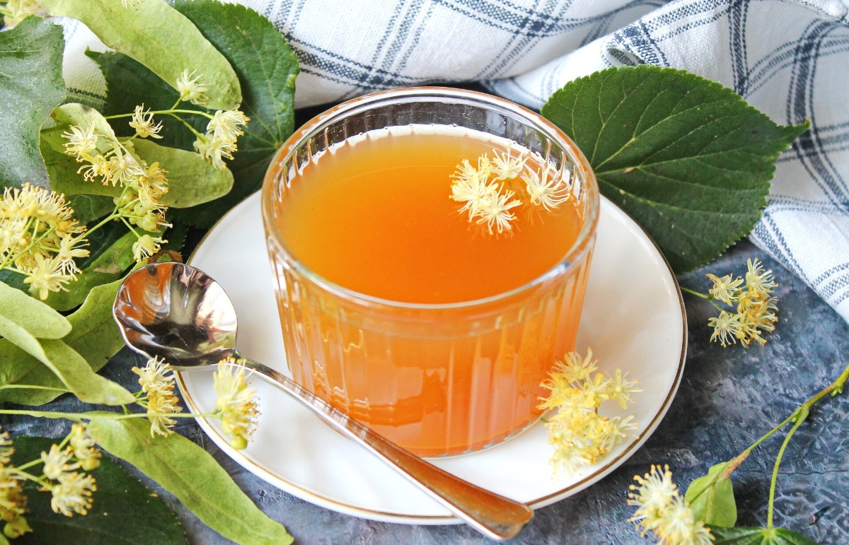 Liepų žiedų medus - Receptas su nuotraukomis