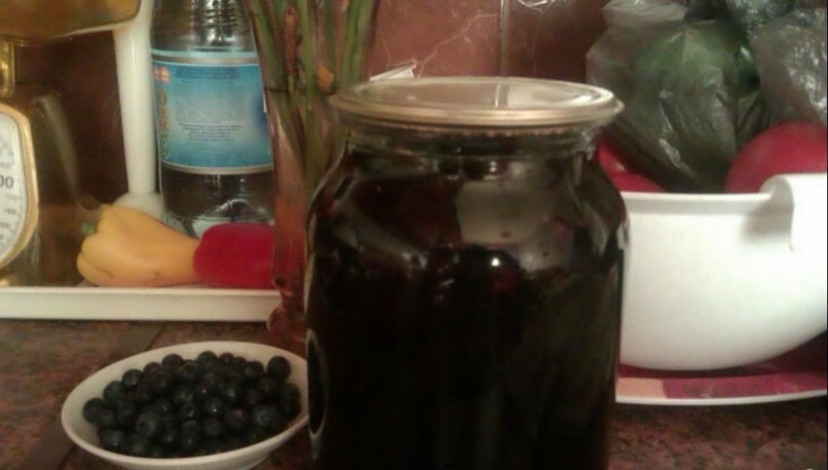 Mėlynių kompotas žiemai - Receptas su nuotraukomis