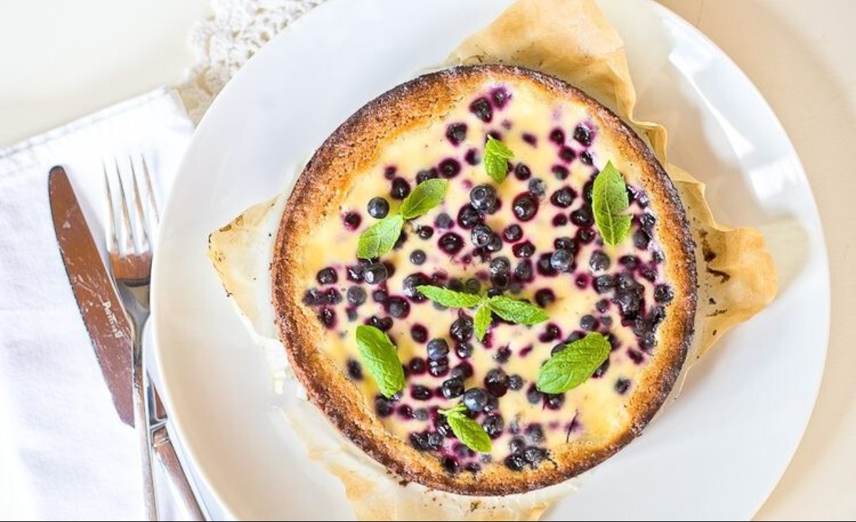 Mėlynių pyragas su grietine - Receptas su nuotraukomis