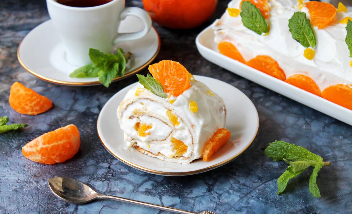 Morengo vyniotinis su mandarinais - Receptas su nuotraukomis