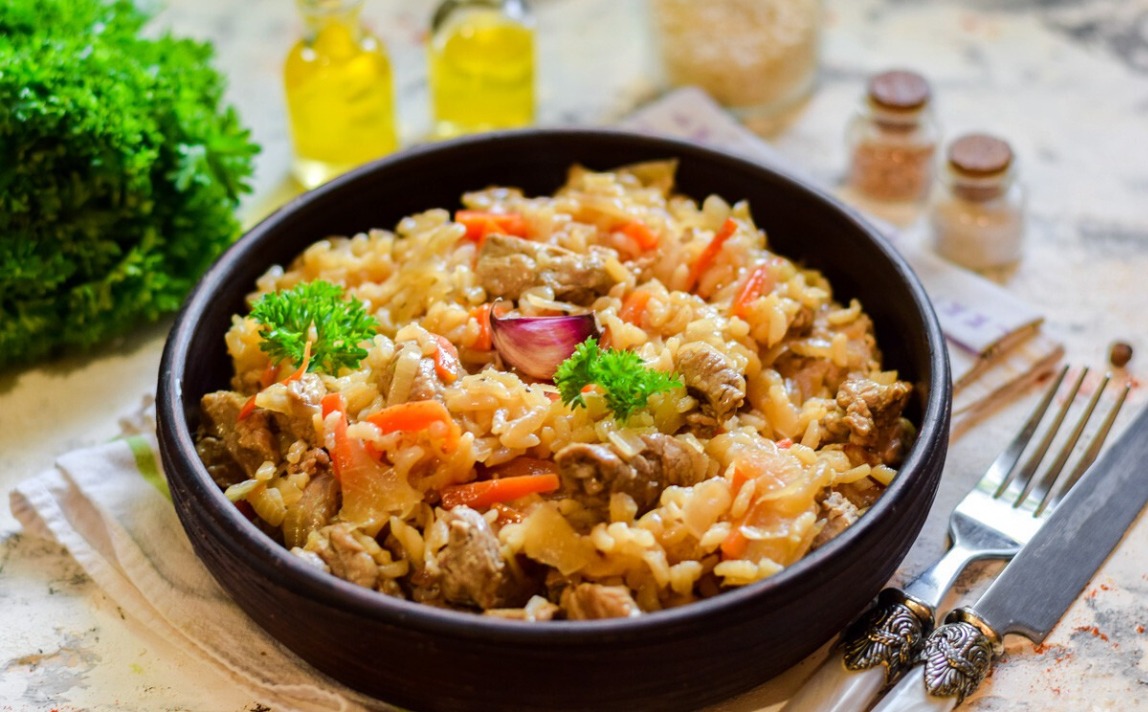 Plovas su raugintais kopūstais - Receptas su nuotraukomis