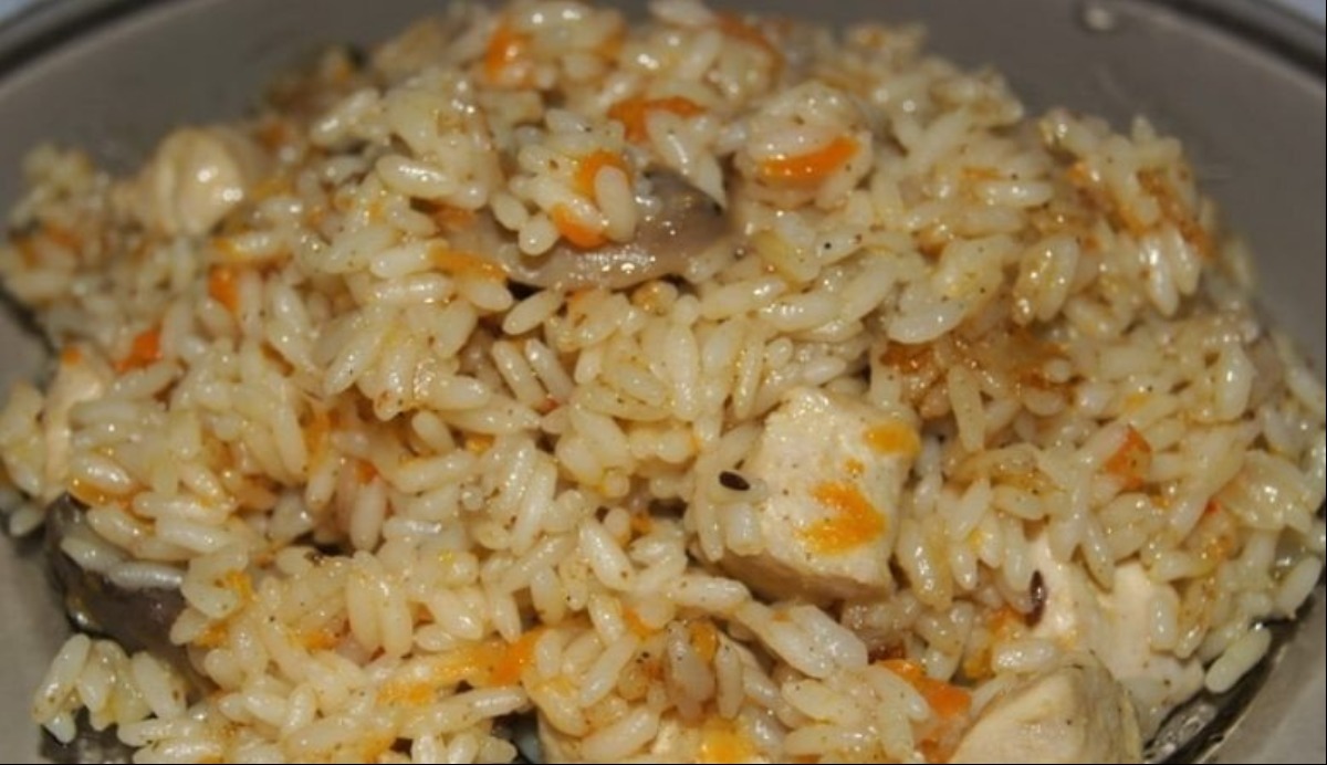 Ryžiai su vištiena kepimo rankovėje - Receptas su nuotraukomis