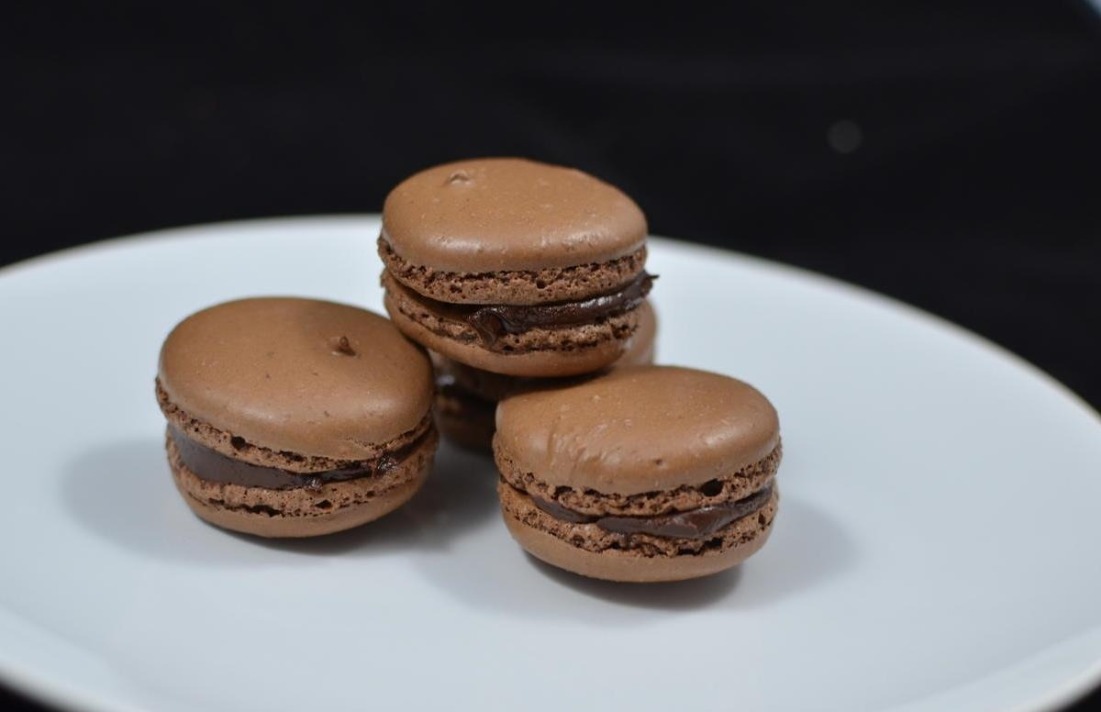 Šokoladiniai macarons - Receptas su nuotraukomis