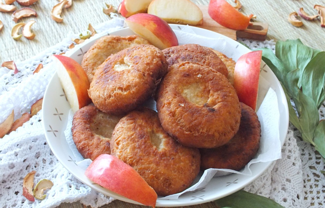 Spurgos su obuoliais - Receptas su nuotraukomis