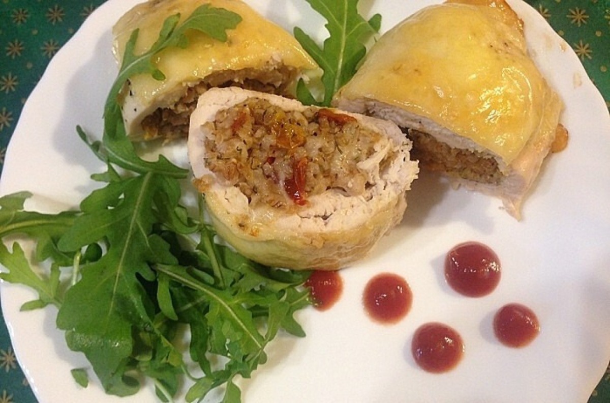 Vištienos filė įdaryta kviečių kruopomis - Receptas su nuotraukomis