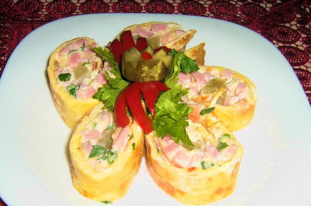 Vyniotinis su kumpiu - Receptas su nuotraukomis