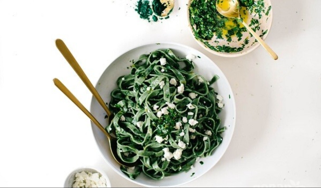 Žali makaronai - Receptas su nuotraukomis