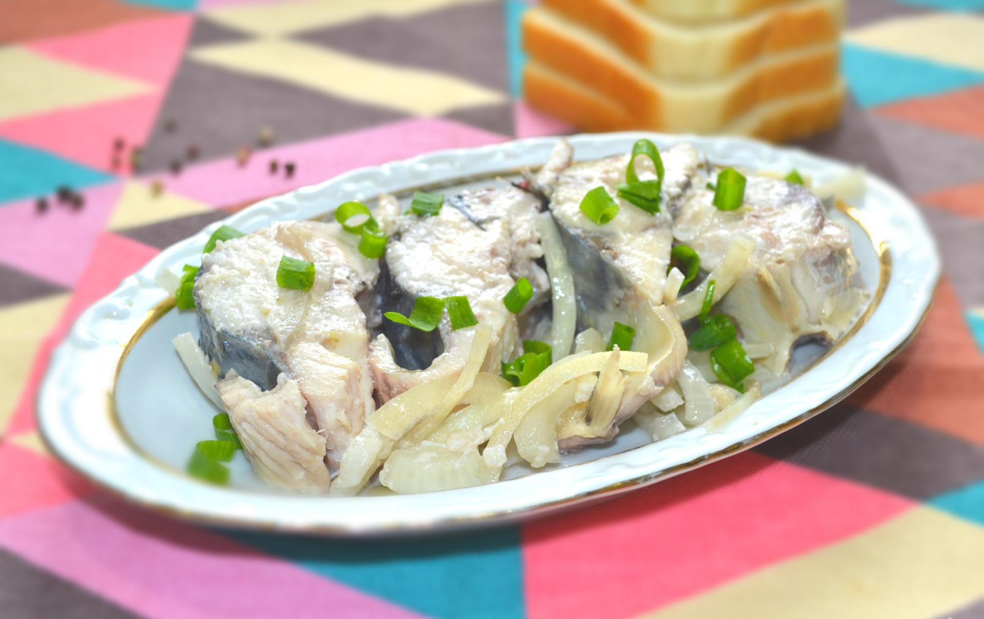 Skumbrė karštame marinate - Receptas su nuotraukomis